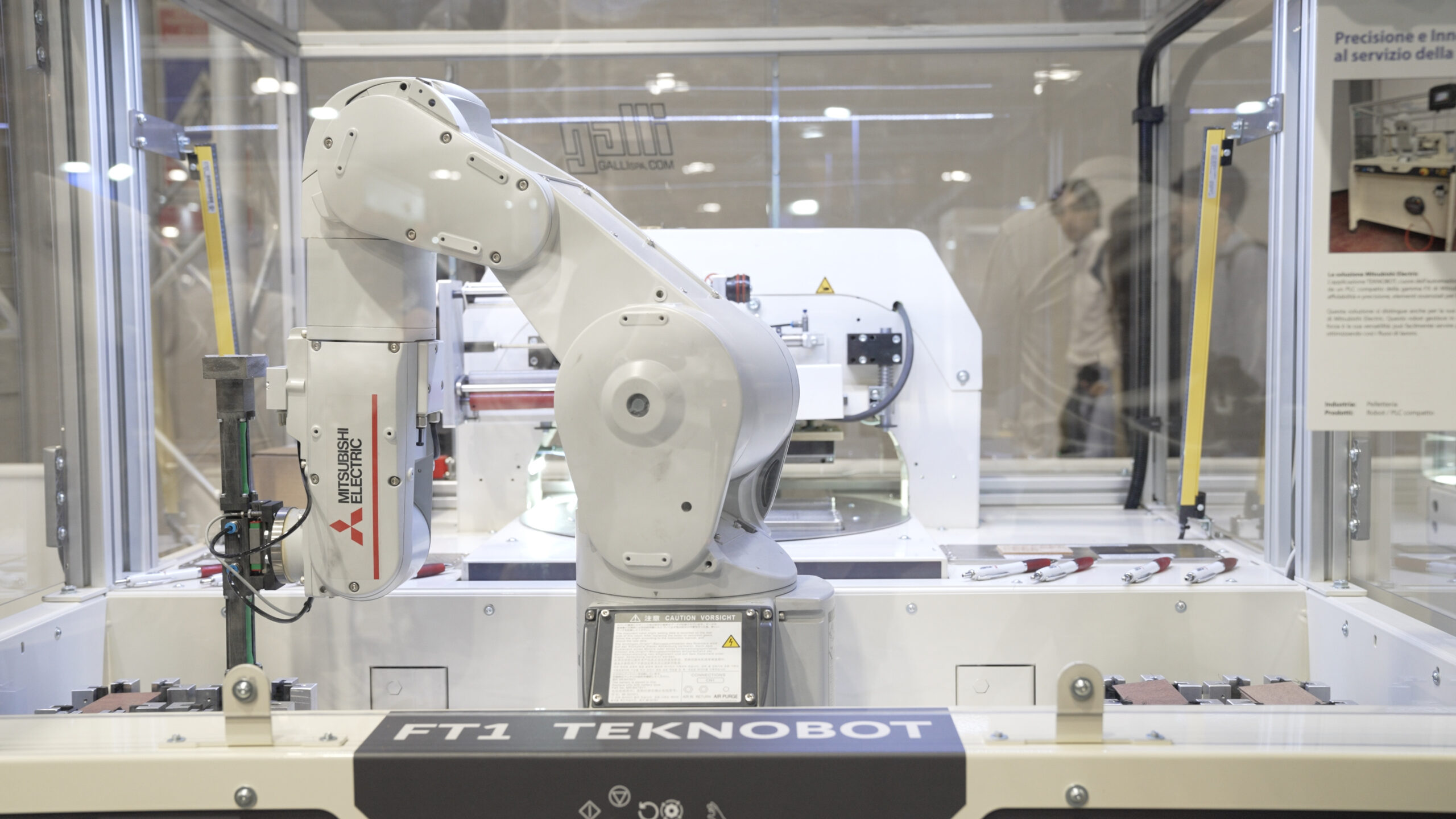 GALLI - OVERMEC: Robotics for loading and unloading parts | Simac ...